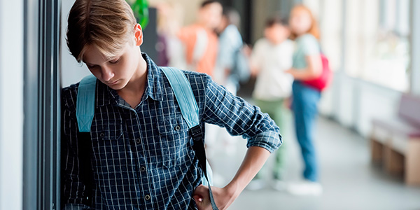 social-media-survival-tackling-cyberbullying-and-trolls